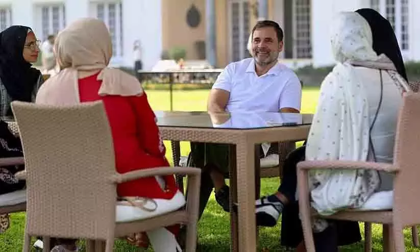 ಕಾಶ್ಮೀರಿ ವಿದ್ಯಾರ್ಥಿಗಳ ಜತೆ ರಾಹುಲ್ ಗಾಂಧಿ ಸಂವಾದ | Sanmarga